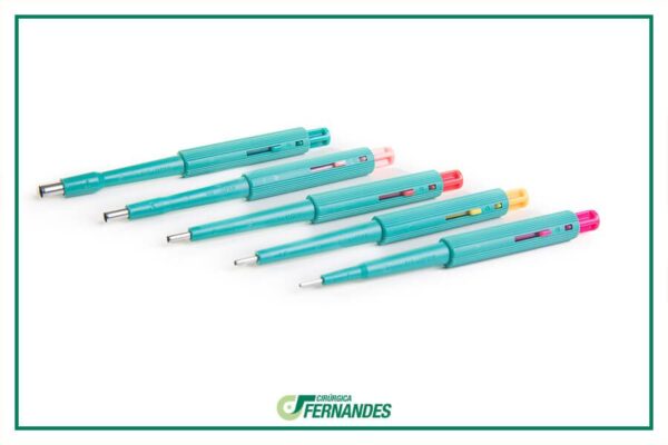 O uso do punch dermatológico para biópsia de lesões da pele - CFernandes